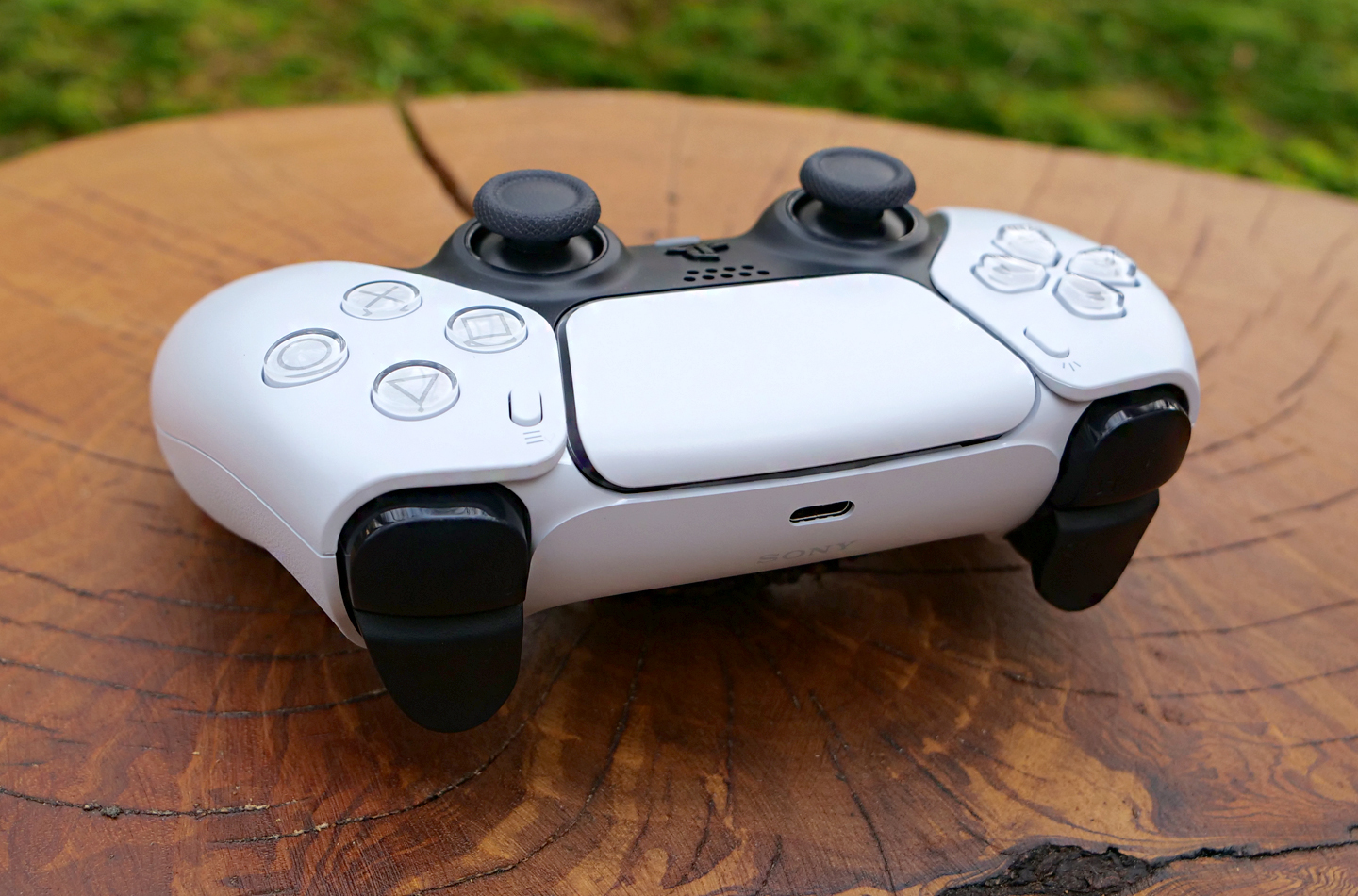PS5 DualSense Controller Problems With Adaptive Triggers LetsGoDigital